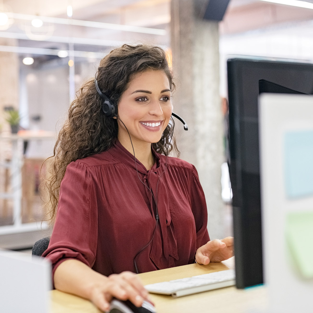 Simultan-Dolmetschen: Aussergewöhnliche Sprachkompetenz